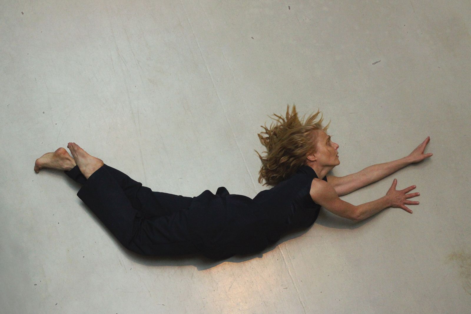 Dance Performance: Lin Snelling